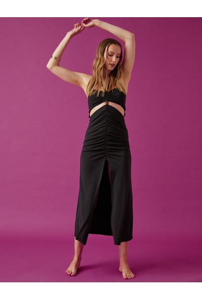 Koton Ece Sükan x Koton - Boyundan Bağlamalı Pencere Detaylı Yırtmaçlı Elbise