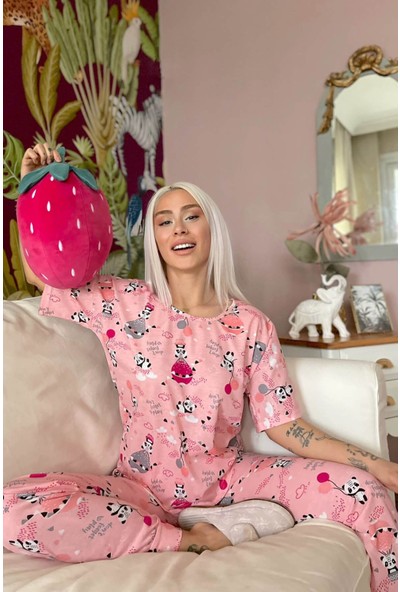 Pijama Evi Fuchsia Panda Baskılı Kısa Kollu Kadın Pijama Takımı Pijama Evi Fuchsia Panda Baskılı Kısa Kollu Kadın Pijama Takımı