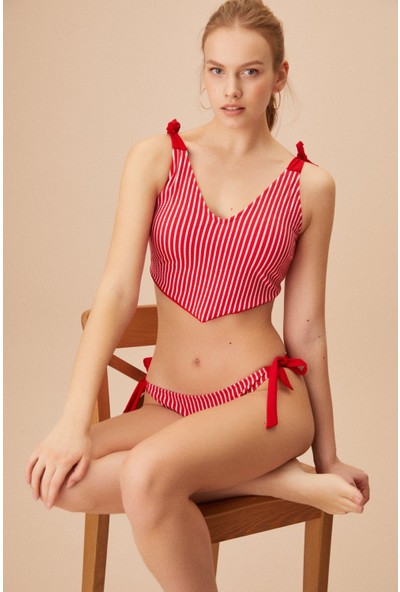 Suwen V Yaka Desenli Bralet