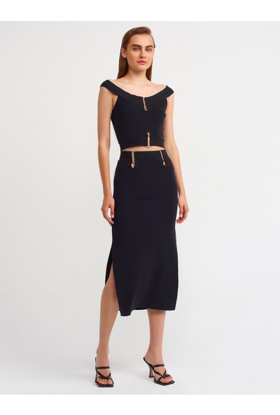 Dilvin 80104 Metal Tokalı Yırtmaçlı Triko Etek-Siyah