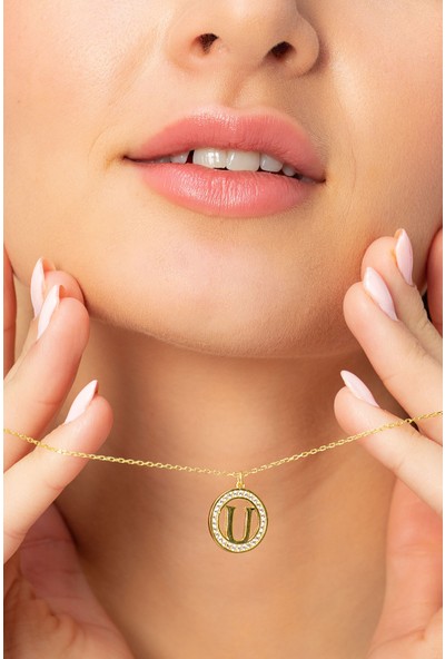 Jewelmim U Harfli Taşlı 14K Sarı Altın Kaplama 50 cm Zincirli Kadın Gümüş Kolye Jewelmim U Harfli Taşlı 14K Sarı Altın Kaplama 50 cm Zincirli Kadın Gümüş Kolye