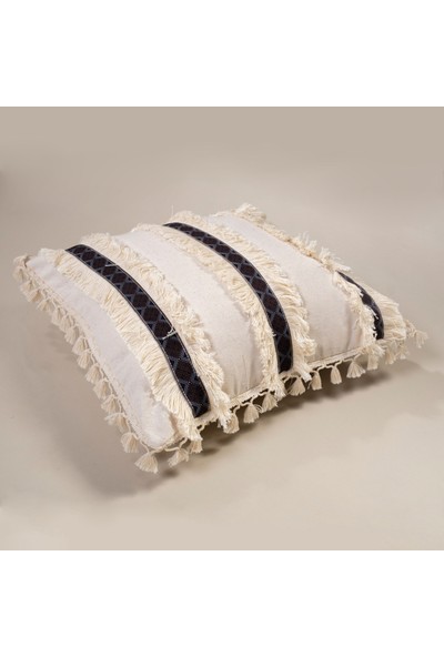 Vivamaison Tekli Özel Tasarım Ham Keten Üçlü Şerit Desenli Püsküllü Kırlent Yastık Kılıfı 43 x 43 cm Vivamaison Tekli Özel Tasarım Ham Keten Üçlü Şerit Desenli Püsküllü Kırlent Yastık Kılıfı 43 x 43 cm