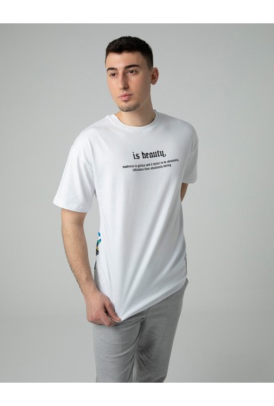 Provedas Is Beauty Arkası Renkli Baskılı Oversize T-Shirt Provedas Is Beauty Arkası Renkli Baskılı Oversize T-Shirt