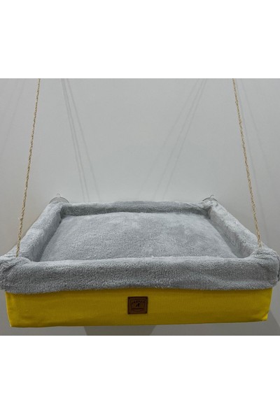 Jaspet Tırmalama Ipinden Cama Asılan Kedi Yatağı Jaspet Tırmalama Ipinden Cama Asılan Kedi Yatağı