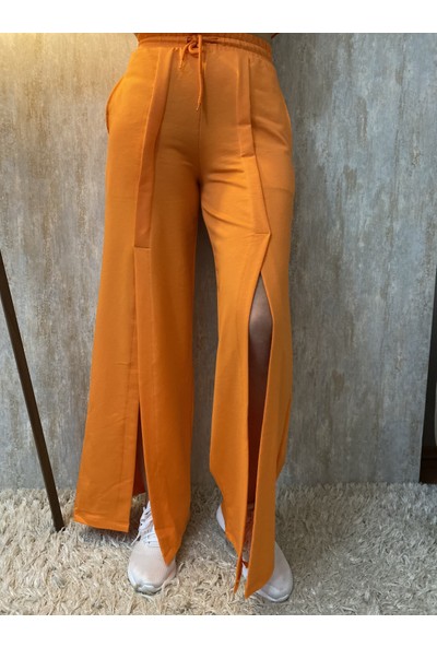 Nur Sandıkçı Fashion Önden Yırtmaçlı Ispanyol Eşofman Altı