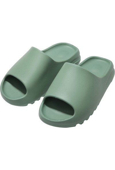 2022 Yaz Modası Yumuşak Terlikler Lüks Eva Terlikleri Ev Kaydırağı Plaj Sandaletleri Ev Erkek Terlikleri