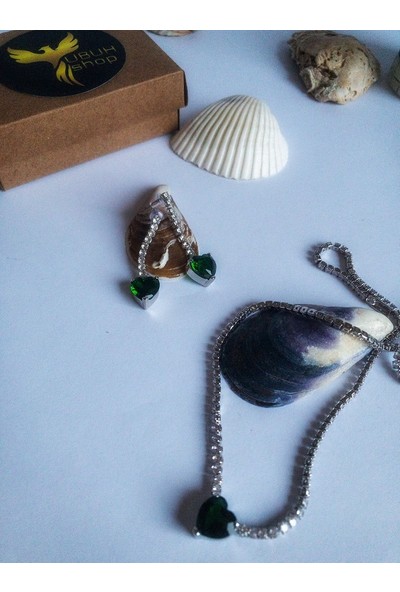 Ubuh Shop Paslanmaz Çelik Zirkon Taşlı Yeşil Kalp Figür Klipsli Kadın Kolye Küpe Seti Ubuh Shop Paslanmaz Çelik Zirkon Taşlı Yeşil Kalp Figür Klipsli Kadın Kolye Küpe Seti