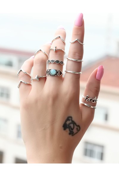 Moco Eskitme Gümüş Renk Metal Otantik 13LÜ Yüzük Seti Moco Eskitme Gümüş Renk Metal Otantik 13LÜ Yüzük Seti
