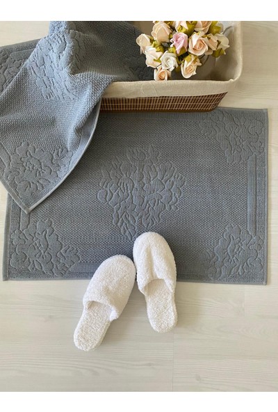 MCN Tekstil Ayak Havlusu 50 x 70 cm