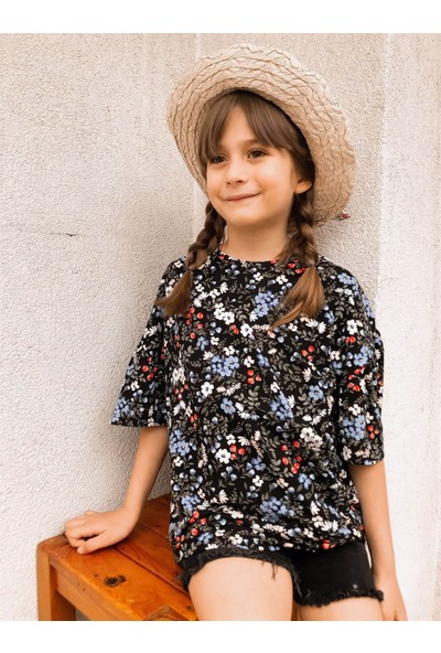 Cigit Desenli Kolu Büzgülü T-Shirt 2-7 Yaş Siyah Çiçek Desen