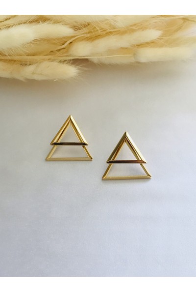 Mercan Aksesuar Altın Rengi Geometrik Küpe Mercan Aksesuar Altın Rengi Geometrik Küpe