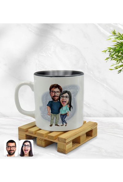 Kişiye Özel Sevgililer Karikatürlü Içi Siyah Renkli Kupa Bardak Model 109 Kişiye Özel Sevgililer Karikatürlü Içi Siyah Renkli Kupa Bardak Model 109