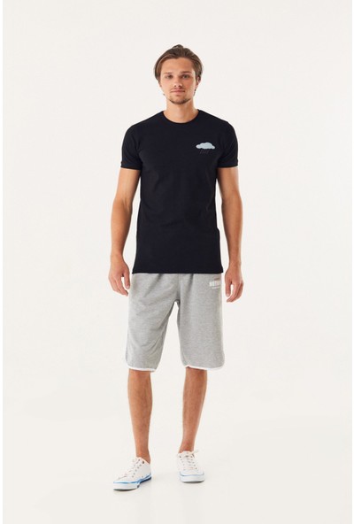 FullaModa Yanları Şeritli Yazı Baskılı Kapri FullaModa Yanları Şeritli Yazı Baskılı Kapri