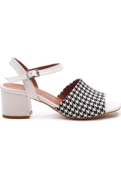 Feles Hasır Detaylı Kadın Topuklu Ayakkabı Feles Hasır Detaylı Kadın Topuklu Ayakkabı