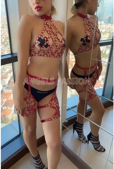 Angels Passion Tarz Ve Şık Kırmızı Deri Fantazi Jartiyer Harness Angels Passion Tarz Ve Şık Kırmızı Deri Fantazi Jartiyer Harness