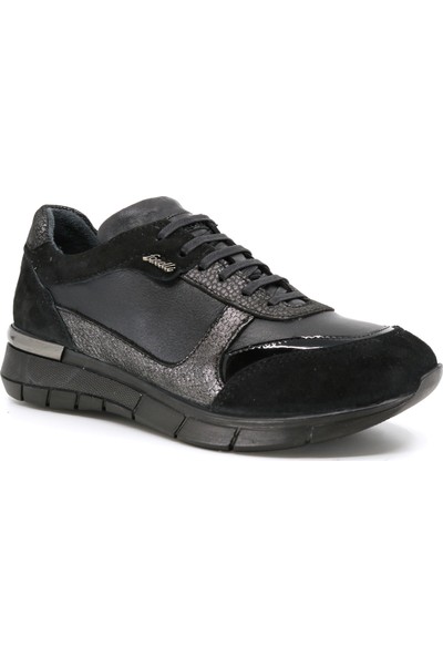 Forelli 24201 Kadın Siyah Deri Comfort Ayakkabı