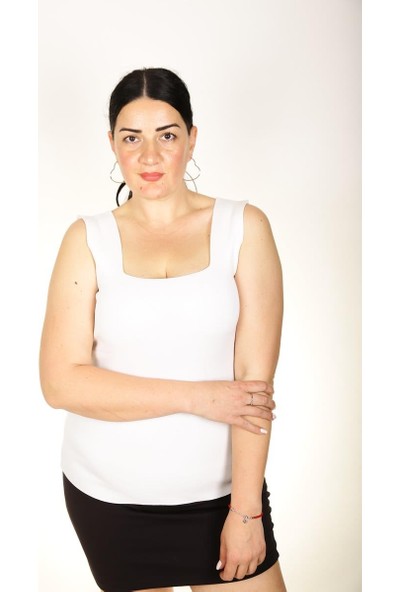 Özlem Üçgül D'lavella Kare Yaka Büyük Beden Body Özlem Üçgül D'lavella Kare Yaka Büyük Beden Body