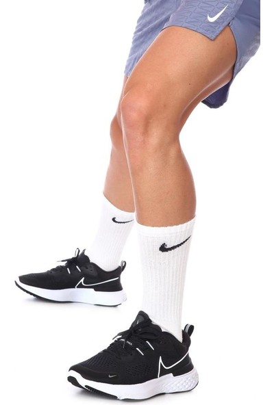 Nike React Miler 2 Erkek Siyah Koşu Ayakkabısı CW7121-001 Nike React Miler 2 Erkek Siyah Koşu Ayakkabısı CW7121-001