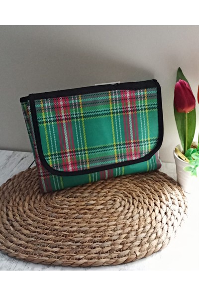 Holly's Çantalı Piknik Örtüsü Su Tutmaz Kum Tutmaz Holly's Çantalı Piknik Örtüsü Su Tutmaz Kum Tutmaz