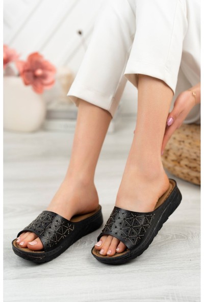 Epaavm Lazerli Tek Bant Siyah Kadın Terlik
