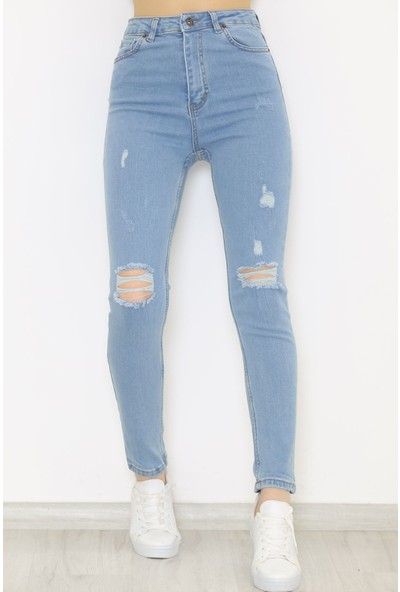 Yırtıklı Kot Pantolon Açıkmavi