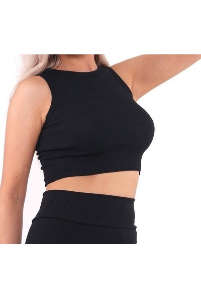 By Yeşim Özçelik Siyah Fitilli Kaşkorse Bluz