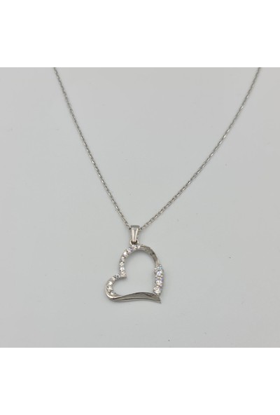 Üçtaş Kalp Kolye Birinci Kalite 925 Ayar Gümüş Kadın Kolyesi Üçtaş Kalp Kolye Birinci Kalite 925 Ayar Gümüş Kadın Kolyesi