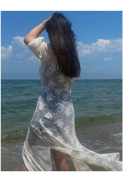 Senem Neyiş Özel Tasarım Krem Kuşaklı Kimono