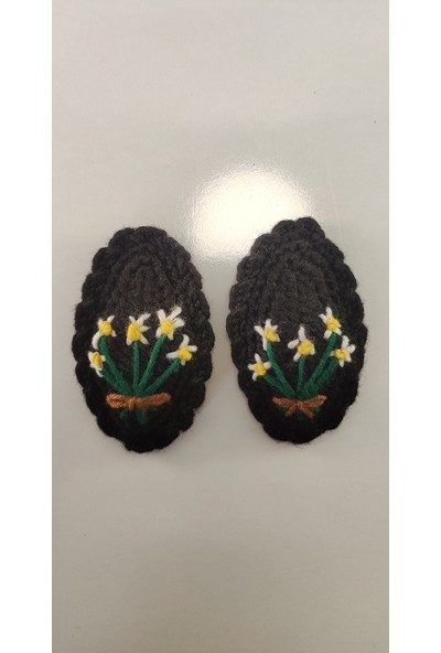 Ebru'nun Dünyası Ebrunundünyası Amigurimi 4'lü Çiçekli ve Gül Işlemeli Çıt Çıt Toka Ebru'nun Dünyası Ebrunundünyası Amigurimi 4'lü Çiçekli ve Gül Işlemeli Çıt Çıt Toka