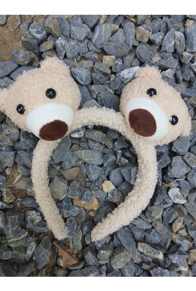 Mia Tokaa Ayıcıktaç