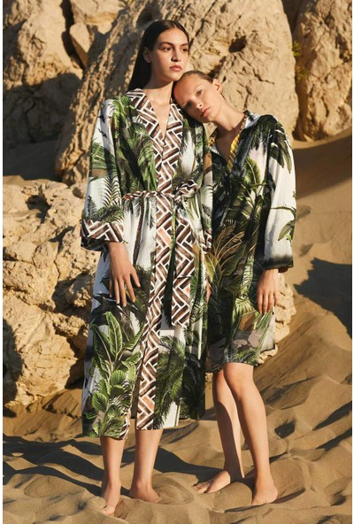 DeFacto Nefes İstanbul X Defacto Regular Fit Floral Desenli Plaj Kıyafeti X6383AZ22HS