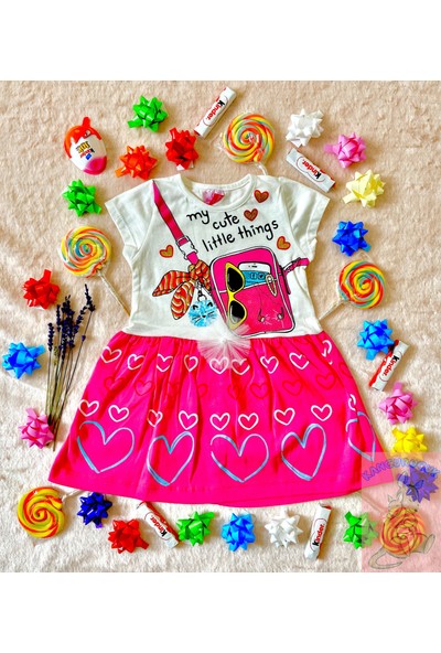 Kangurucuk %100 Pamuk Kız Çocuk Gözlüklü Telefonlu Baskılı Elbise Kangurucuk %100 Pamuk Kız Çocuk Gözlüklü Telefonlu Baskılı Elbise