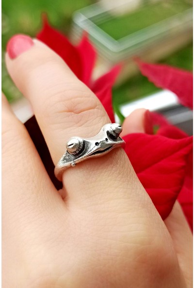 Fildişi Aksesuar Antik Gümüş Kaplama Kurbağa Gözleri Şekilli El Yapımı Ayarlanabilir Unisex Yüzük Fildişi Aksesuar Antik Gümüş Kaplama Kurbağa Gözleri Şekilli El Yapımı Ayarlanabilir Unisex Yüzük