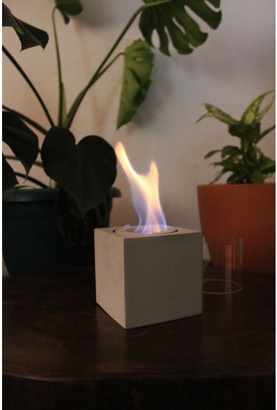 Ayla Kişisel Mini Beton Şömine Kare (Yakıtsız) Ayla Kişisel Mini Beton Şömine Kare (Yakıtsız)