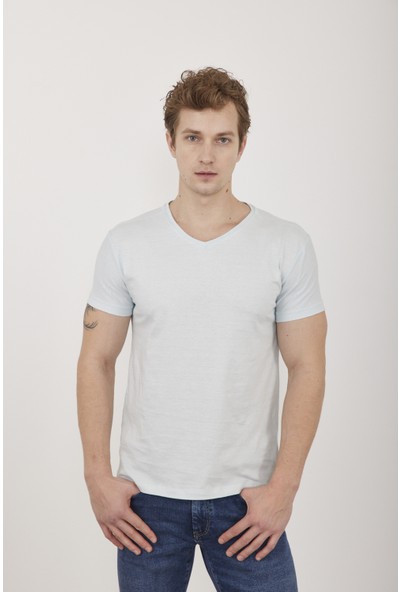 Çetinkaya Mentality V Yaka Açık Basic Bebe Mavisi T-Shirt Çetinkaya Mentality V Yaka Açık Basic Bebe Mavisi T-Shirt