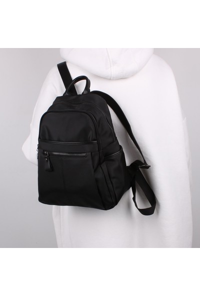 Bagacar M617 5 Gözlü Yan Cepli Siyah Saten Kumaş Bayan Sırt Çantası