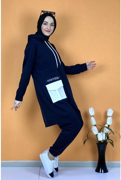 Moda Çizgi Ikili Eşofman Takım Lacivert-Ekru Moda Çizgi Ikili Eşofman Takım Lacivert-Ekru