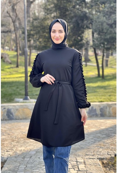 Moda Çizgi Fırfır Detaylı Tunik Siyah