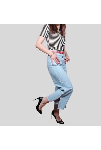 Yüksek Bel Düz Kesimli Yandan Yırtmaçlı Kırmızı Kemerli Palazzo Pantolon