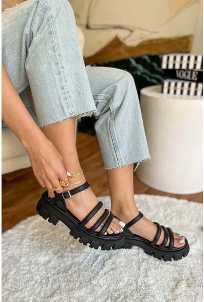 Mevese Sinot Kadın Yumuşak Pedli Sandalet Siyah