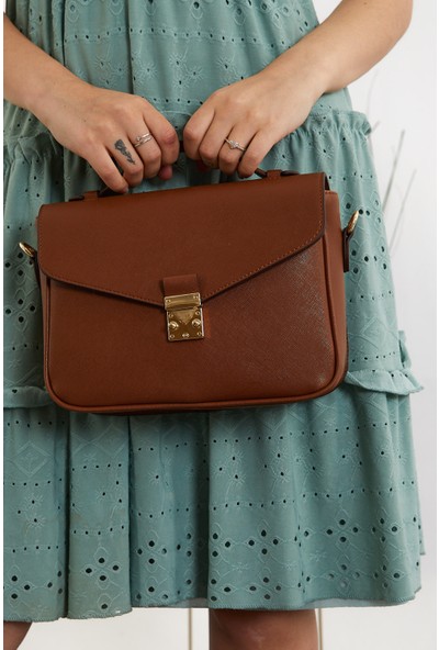 Dita Çanta Kilitli Kapaklı Çanta Dita Çanta Kilitli Kapaklı Çanta