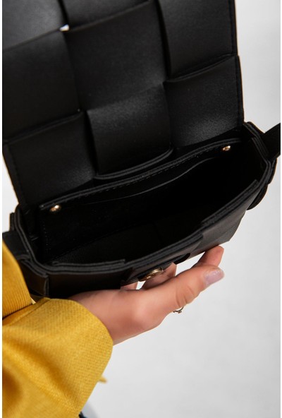 Saria Moda Kadın Kalın Örme Derili Mini Çanta