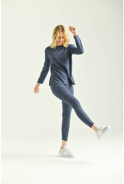 Moviment Lacivert Yandan Yırtmaçlı Yumoş Örme Pijama Takımı