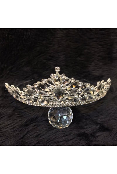 Gelinin Dünyası Kristal Taşlı Gelin Tacı Kristal Beyaz Gelinin Dünyası Kristal Taşlı Gelin Tacı Kristal Beyaz