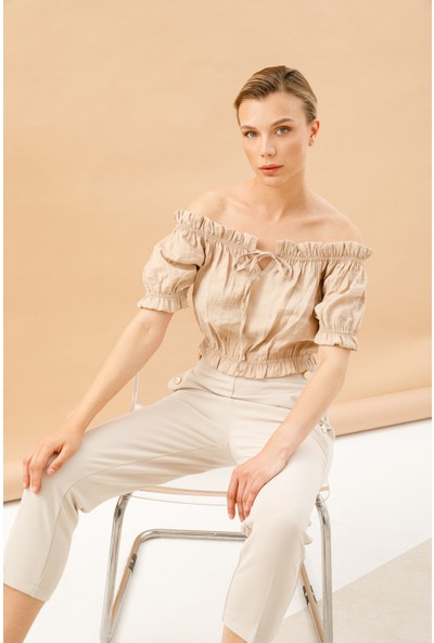 On Madonna Yaka Crop Bluz