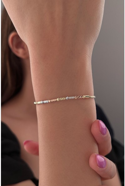 Fiyonk Kuyumculuk 14 Ayar Altın Dorika Top ve Silindir Detaylı 3 Renkli Tilki Kuyruğu Bileklik