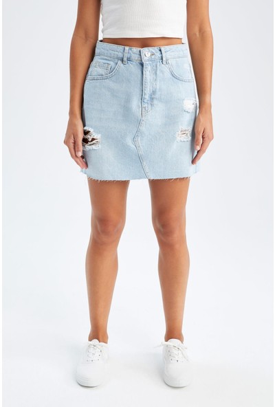 DeFacto A Form Yırtık Detaylı Jean Mini Etek X6859AZ22SM DeFacto A Form Yırtık Detaylı Jean Mini Etek X6859AZ22SM