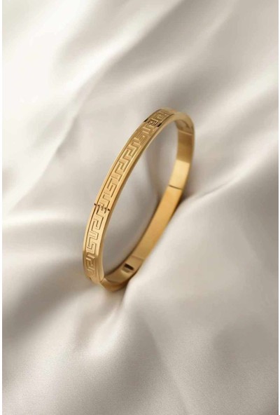 Karazona Kadın Motif Kabartmalı Gold Renk Çelik Bileklik KZ-BB4451
