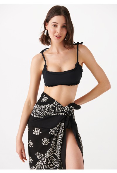 Mavi Siyah Bikini Üstü