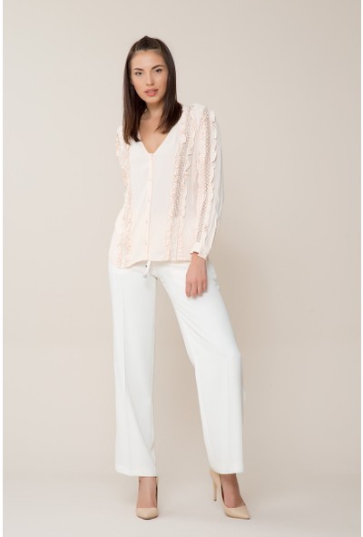 GIZIA Fırfır Detaylı Pudra Bluz